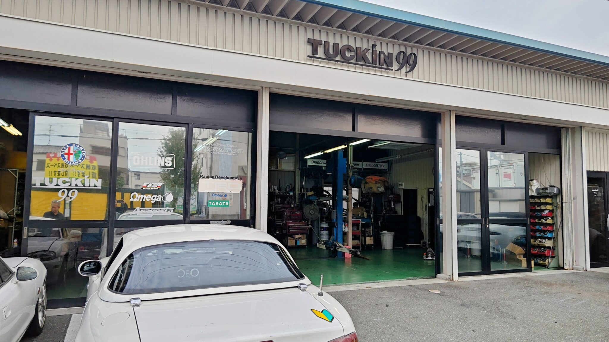 TUCKIN99 ｜ GarageHRS | 車趣味生活応援ガレージ